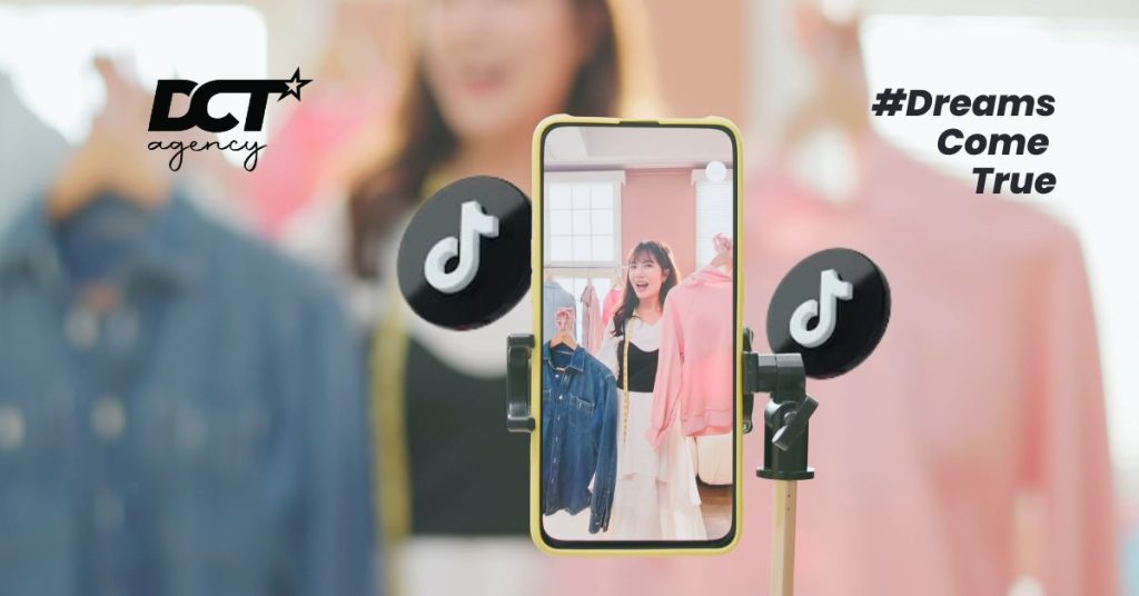TikTok Live Streaming Feature Manages To Win Over All Its Competitors - DCT Agency